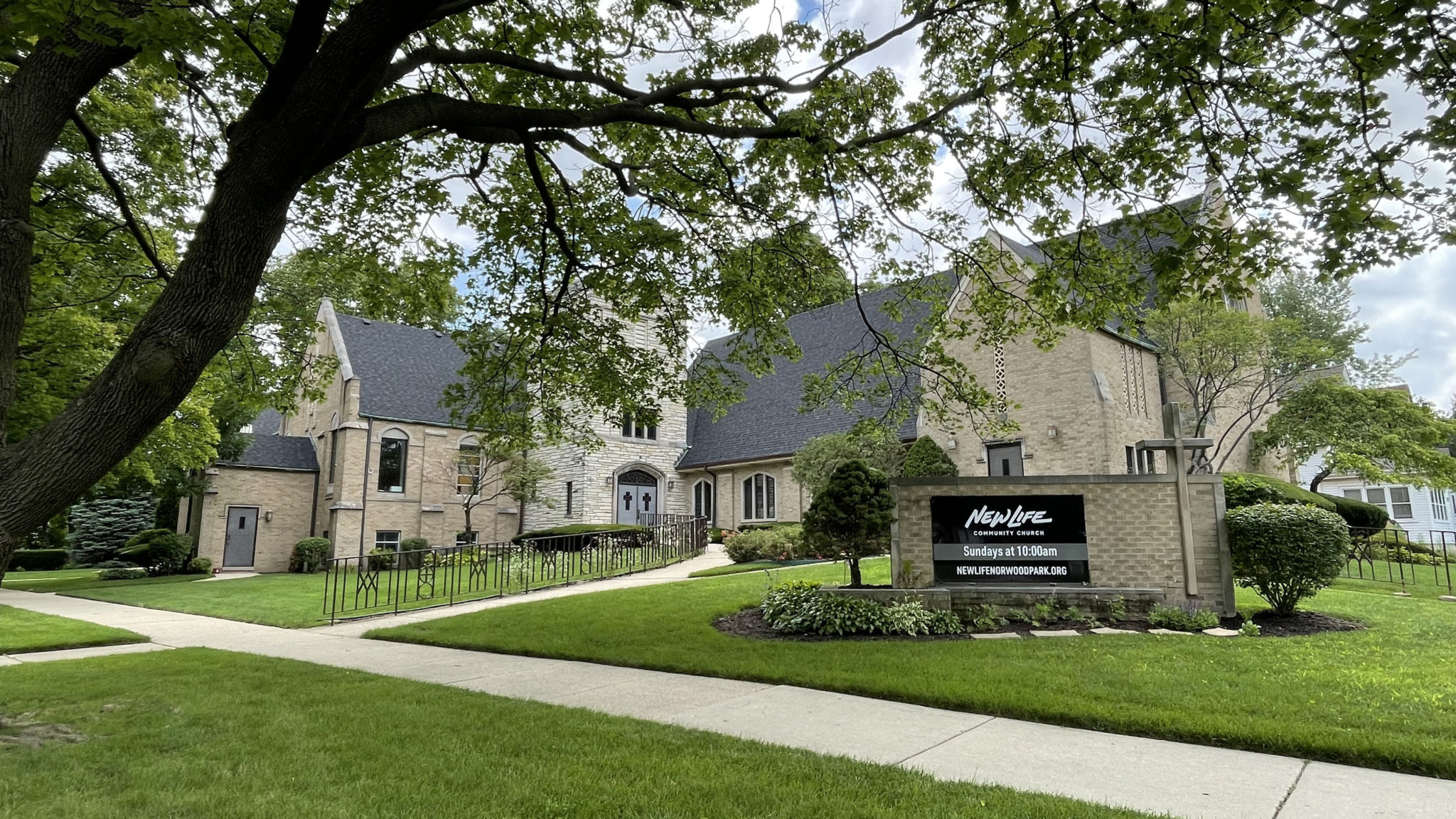 New Life has locations throughout Chicago for your family, friends, and ...